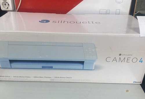 Плотьер Silhouette Cameo 4