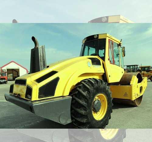 Стекло Bomag Bw 219 D кузовное правое (закаленное)