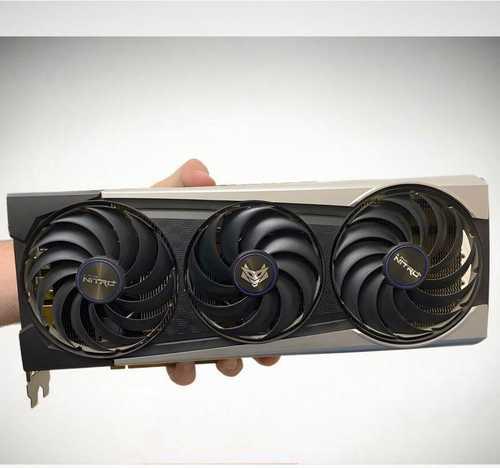 Sapphire nitro  Radeon RX 6800 16GB Gaming