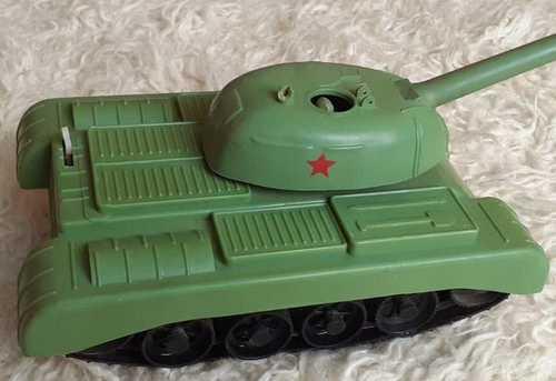 Игрушка танк СССР