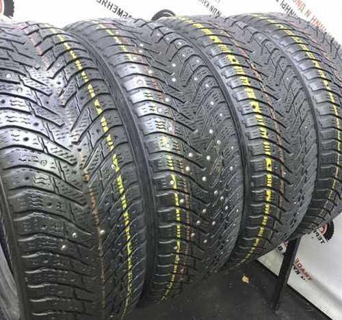 Nokian Tyres Hakkapeliitta 8 205/60 R16 93N