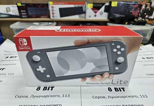 Nintendo switch lite новая чипованая+игры