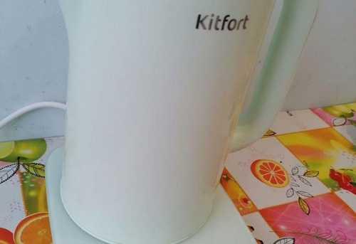 Чайник Kitfort KT-629