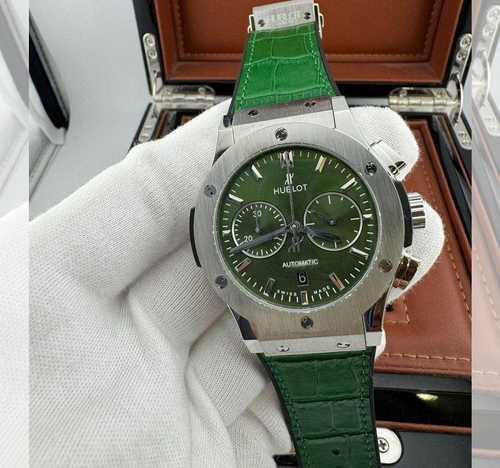 Часы Hublot Classic Fusion Chronograph Green Dial