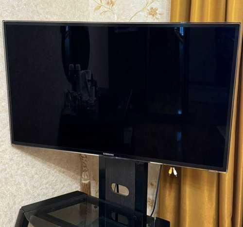 Телевизор Samsung SMART tv, диагональ 40