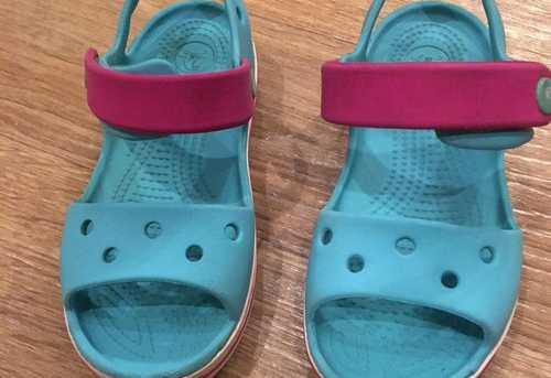 Сандалии для девочки crocs c12