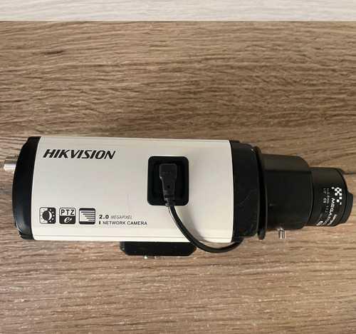 Камера видеонаблюдения hikvision