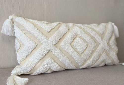 Подушка декоративная "Сканди" ковровая вышивка