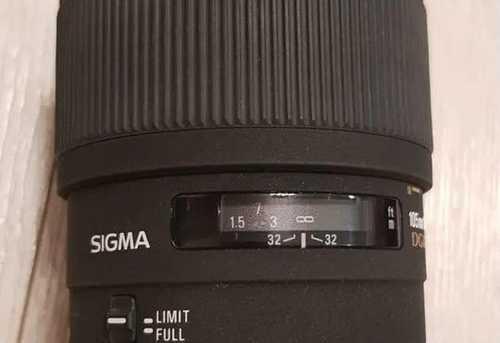 Sigma AF 105mm f/2.8