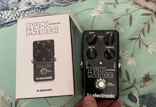 TC electronic dark matter distortion