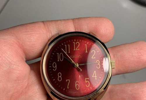 Абсолютно новые роскошные часы Ракета-рубин СССР