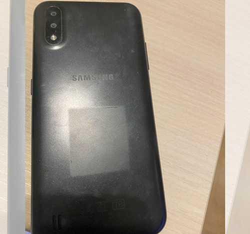 Samsung Galaxy A01, 2/16 ГБ