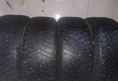 Goodyear Eagle Ultra Grip 215/55 R17 94T
