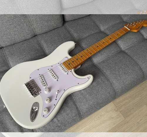 Электрогитара Fender Stratocaster (Реплика)