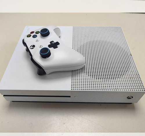 Xbox One S 500 gb