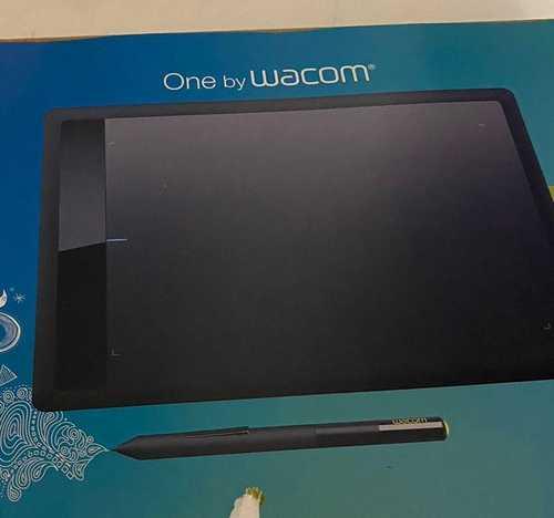 Графический планшет Wacom One by Wacom Medium CTL