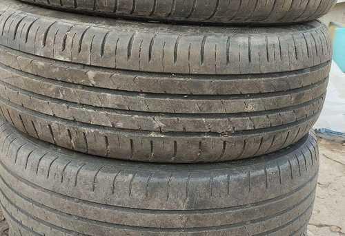 Kumho Ecsta HS51 205/60 R15