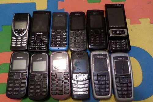 Лот ретро-аппаратов Nokia 12 штук