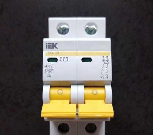 Автоматический выключатель 63А (С) 2п 4.5кА IEK