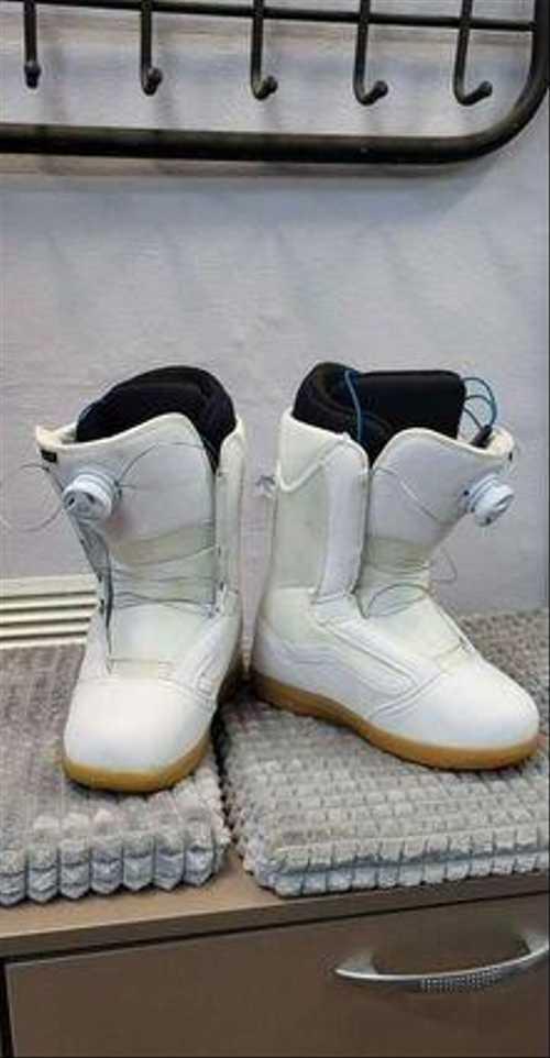 Сноубордические ботинки Vans Ultracush38