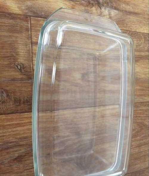 Стеклянная форма для запекания и посуда