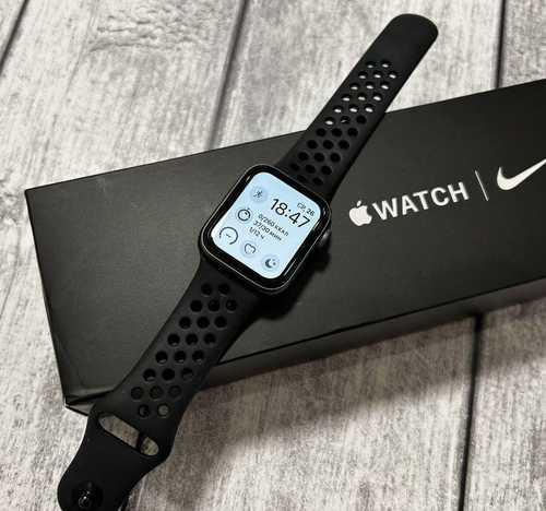 Apple Watch Nike  S4 40mm