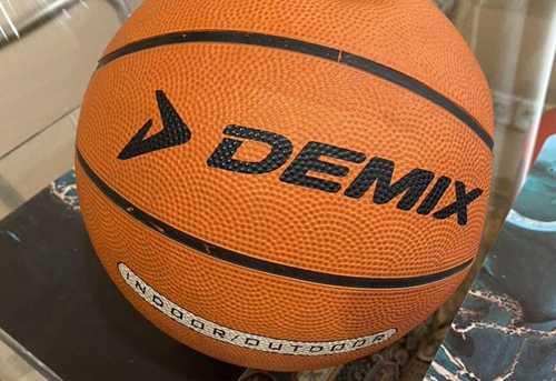 Баскетбольный мяч demix