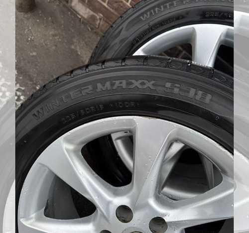 Dunlop Winter Maxx SJ8 225/60 R18 100R