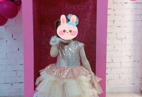 Платье праздничное розовое 104