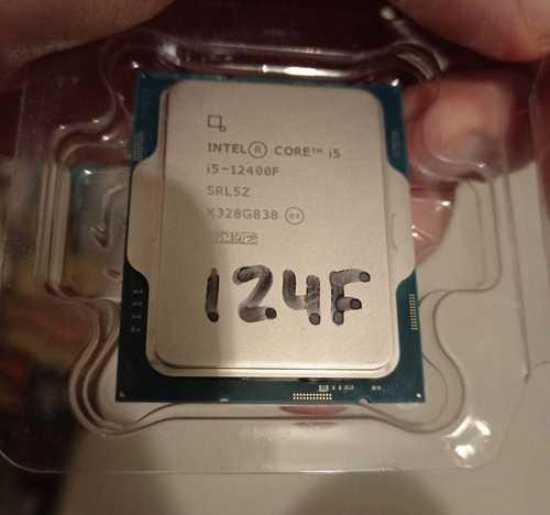 Процессор Intel core i5 12400f