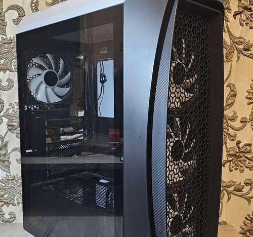 Корпус AeroCool Aero One Frost