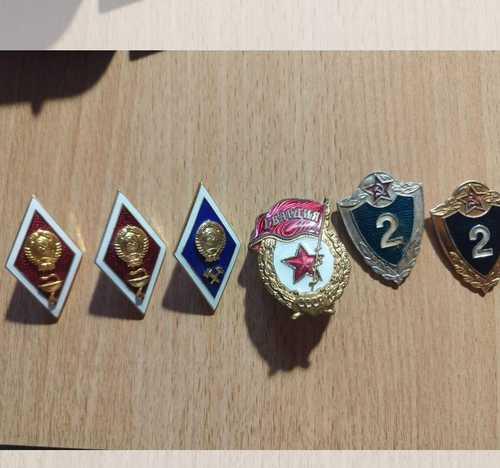 Значок знак гвардия ромб медицинский технический