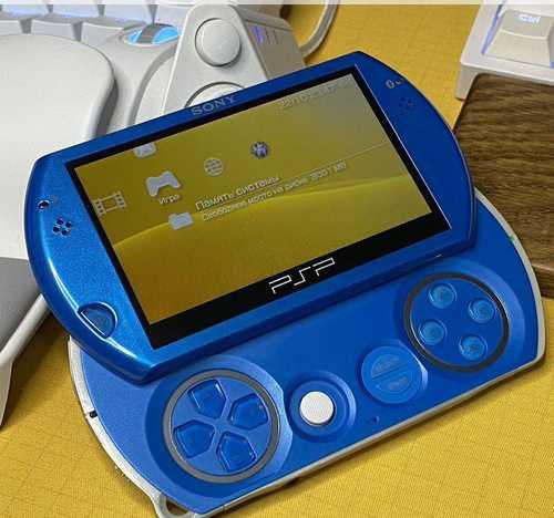 Psp go синяя (vibrant blue)