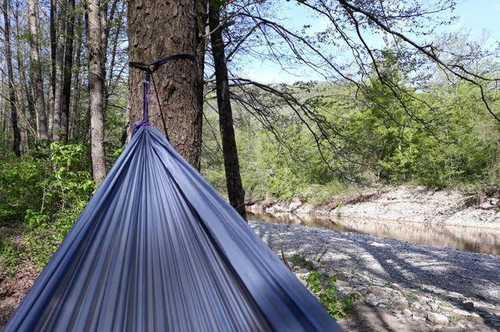 Гамак из парашютного нейлона