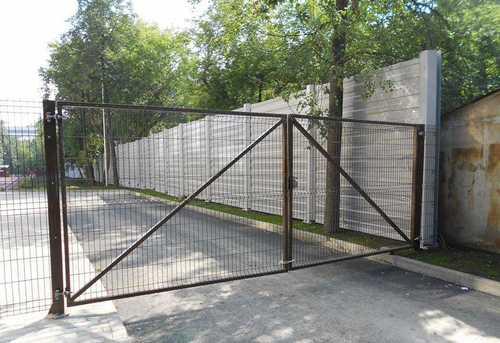 Ворота распашные 4х2,03 м для 3D забора, зелёные