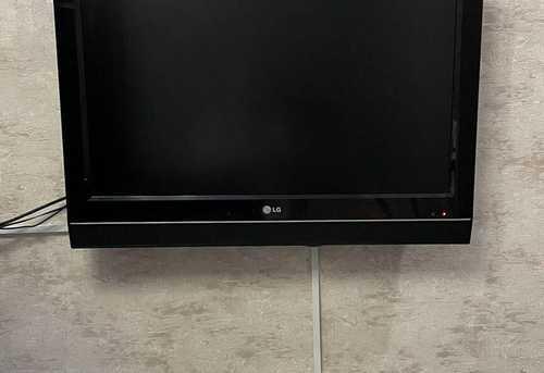 Телевизор LG 32" (81 см) в идеальном состояние