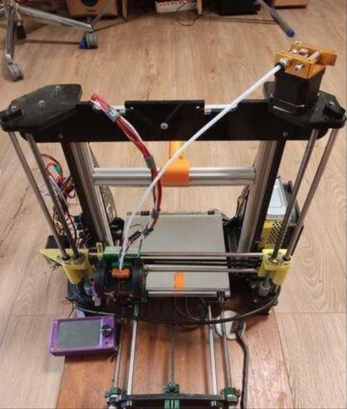 3D принтер Raiscube R2 (клон Prusa i3 с SKR V1.4)