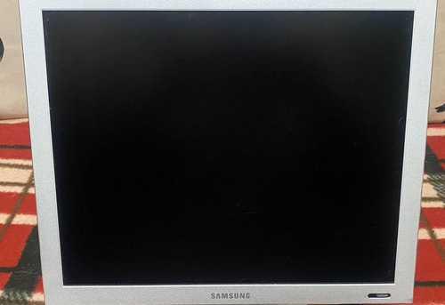 17" Монитор Samsung SyncMaster 173P+