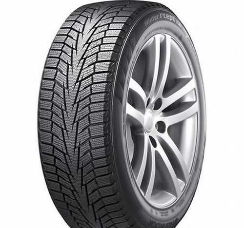 Hankook Winter I'Cept iZ 2 W616 205/70 R15 T