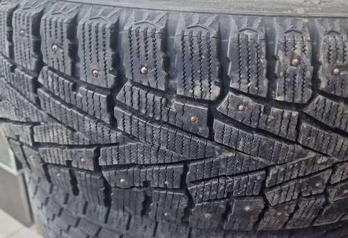 Roadstone Winguard WinSpike SUV 235/65 R17