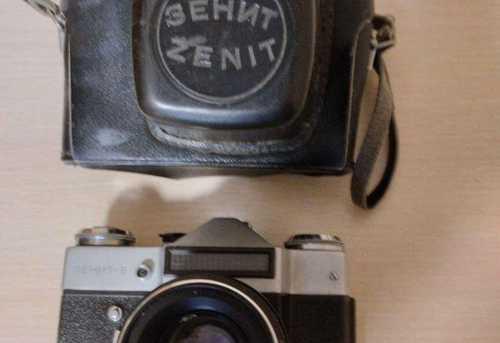 Плёночный фотоаппарат Зенит - Е