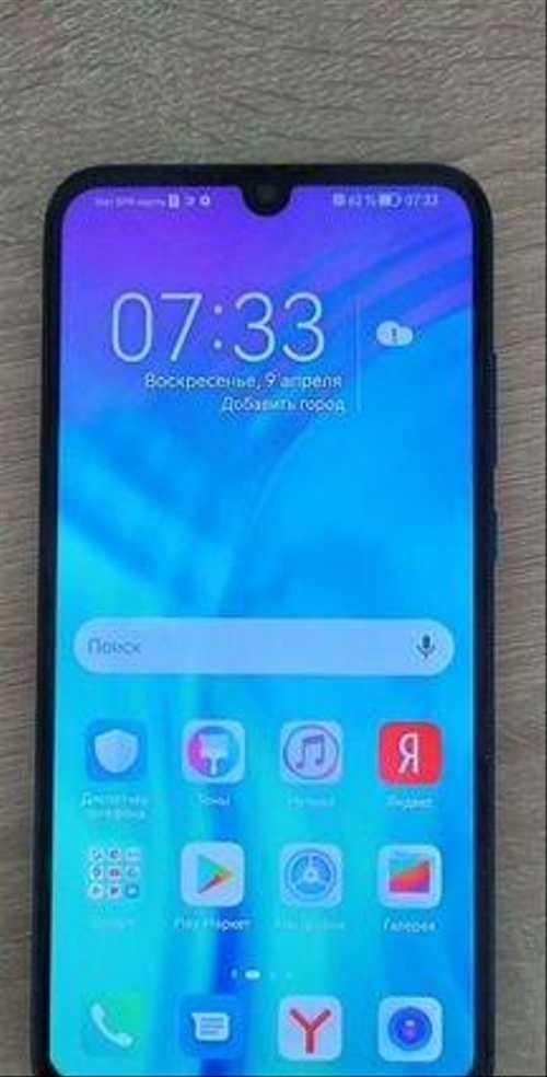 Телефон Huawei Xonor 10i