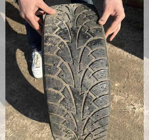Hankook I'Pike RW11 215/65 R16