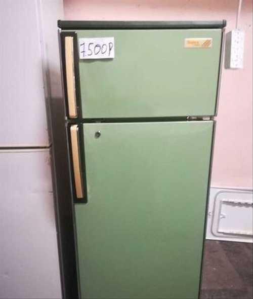 Холодильник Supra зелёный