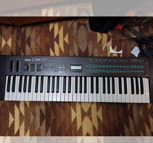 Yamaha DX21 - это fm-синтезатор с 4 операторами
