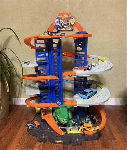 Автотрек hot wheels
