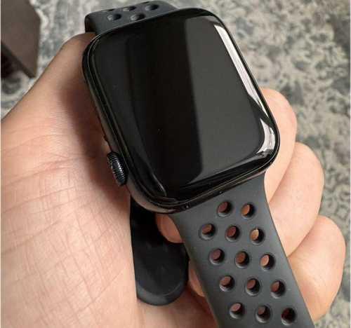 Apple Watch S7 45 mm