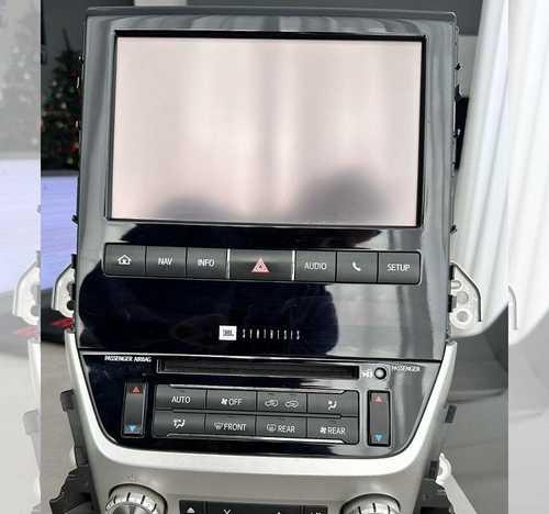 Магнитола Toyota Land Cruiser 200 2015-2021