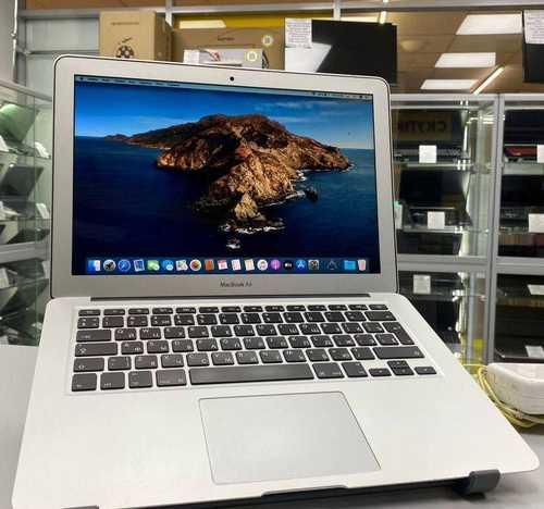 Apple Macbook Air A1466 2015г. Core i5/ SSD