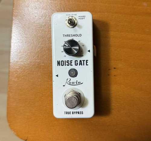 Гитарная педаль шумоподавления(шумодав) Noise Gate